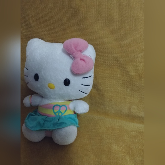 Toys | Hello Kitty Mini Plush | Poshmark